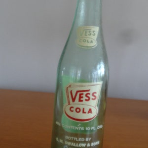 10 Oz. Green Glass Vess Cola Pop Bottle Swallow and Sons Bottling Lima ...