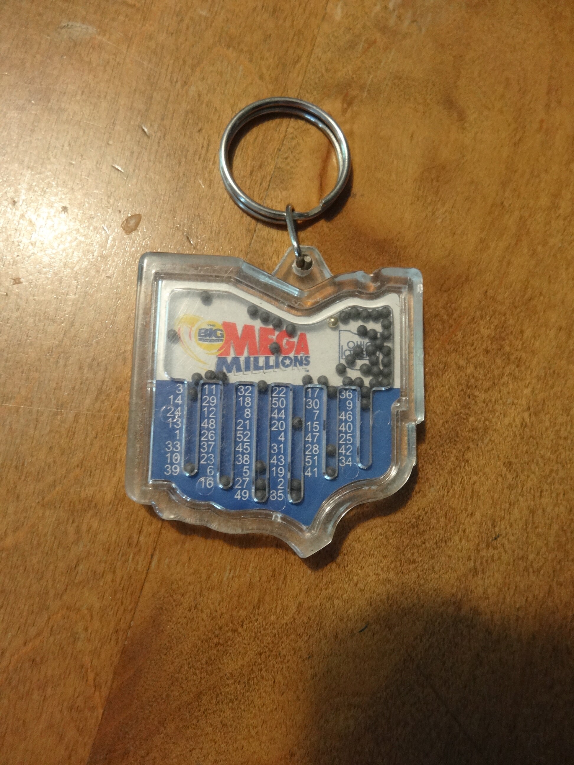 2 OHIO LOTTERY Plastic Keychains Souvenir Miniature Super Lotto Lottery ...