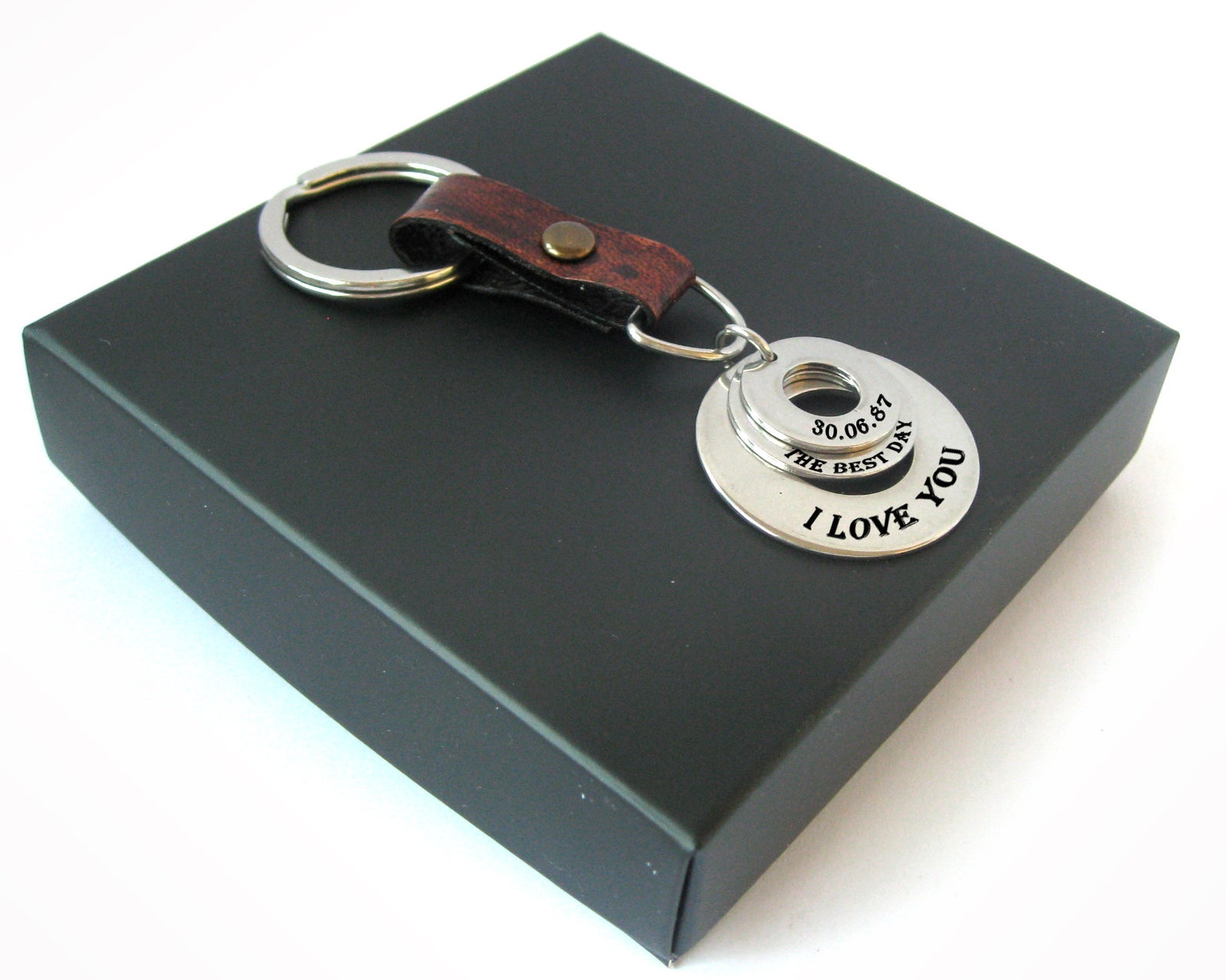 Personalized mens leather keychain Custom monogram keychain | Etsy