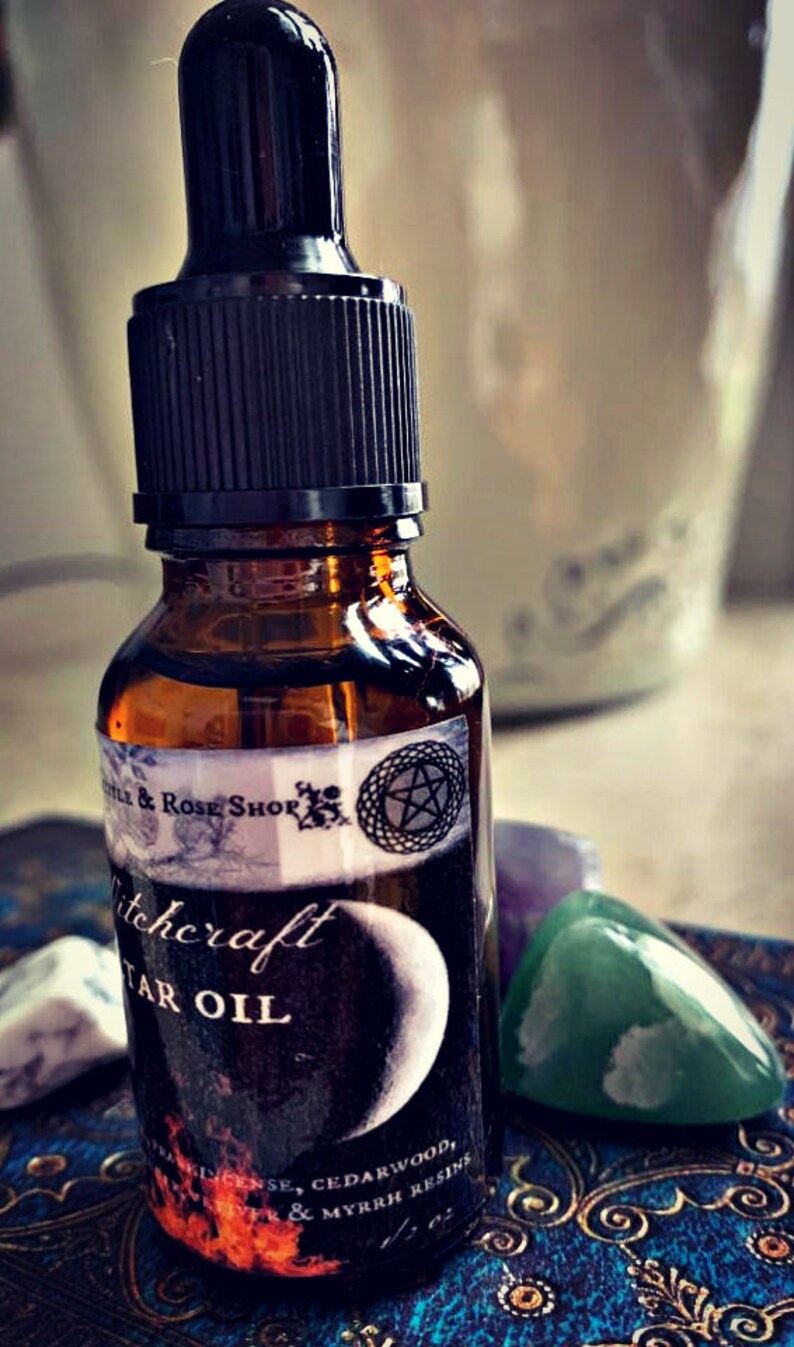 Altar Oil Spiritual Oil for Witchcraft Spells Altar Items | Etsy