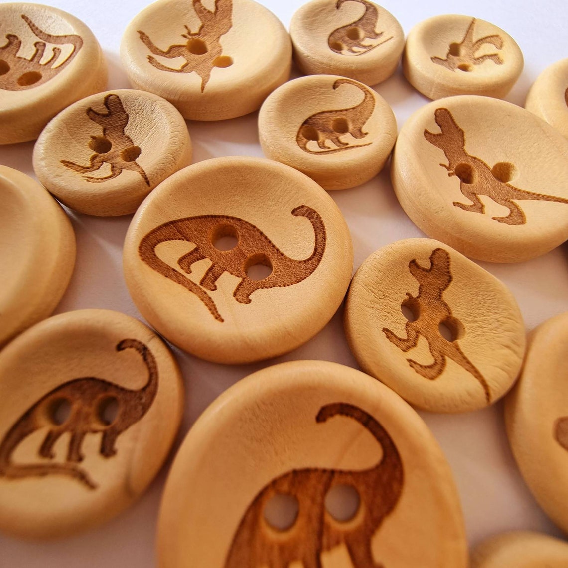 10 X Wooden Dinosaur Buttons - 15mm, 20mm, Round, Dino, T-rex ...