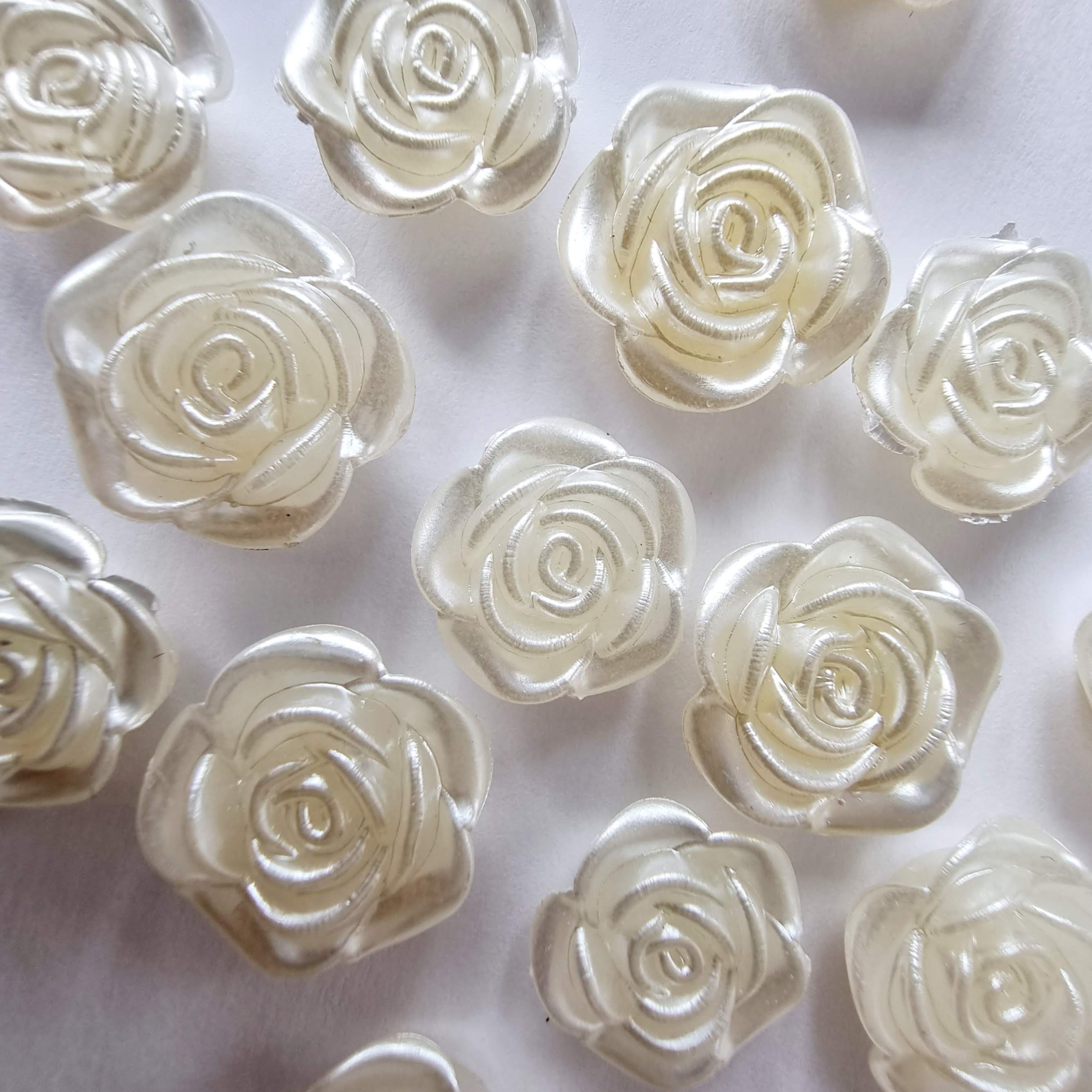 White Rose Buttons – 2 Sizes - 12mm, 18mm, Shank, Garden, Nature ...