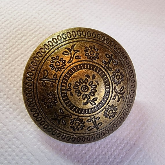 Bronze Circular Pattern