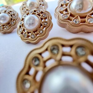 5 X Gold, Pearl and Sparkle Metal Buttons – 2 Sizes 18mm, 25mm, Shank ...