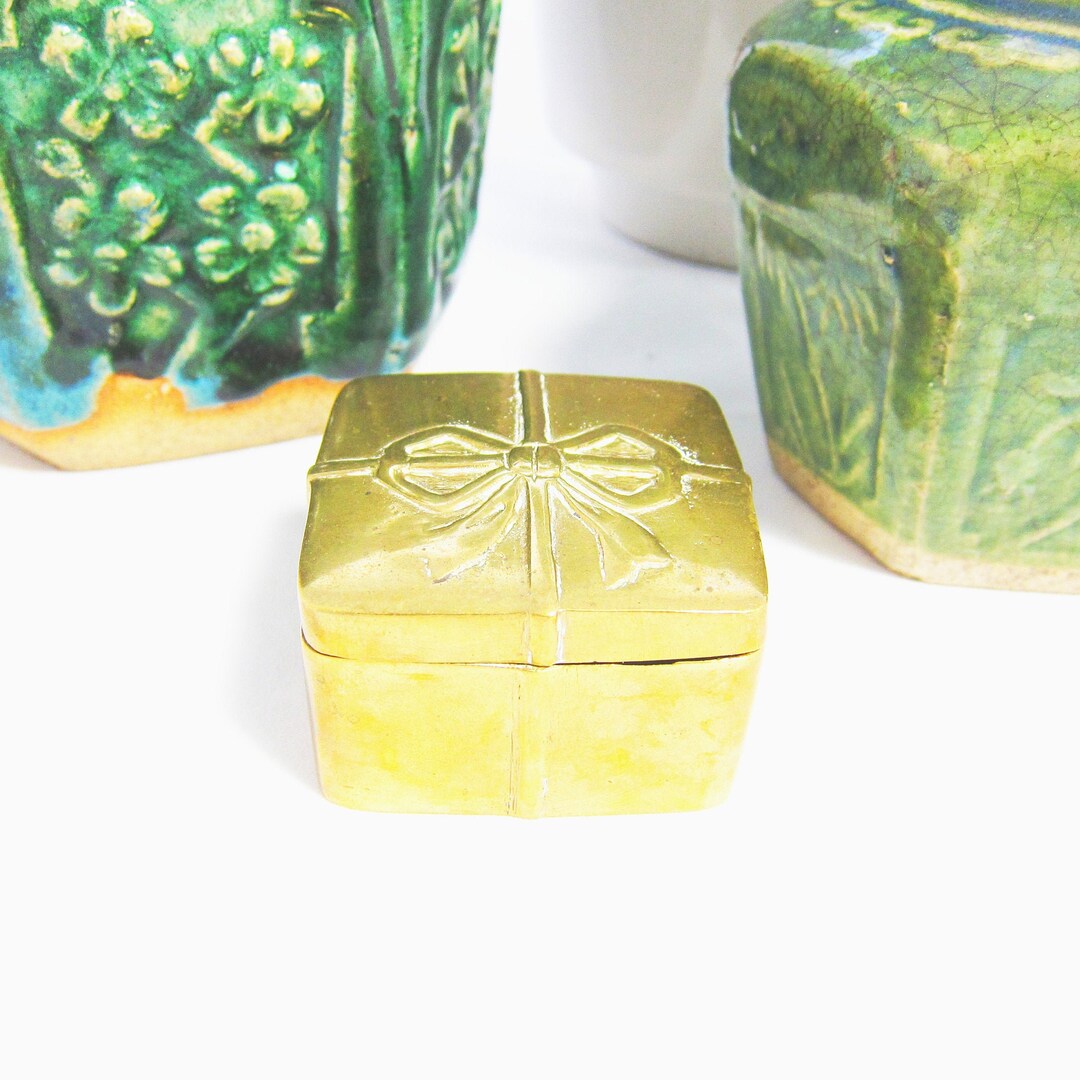 Vintage Brass Pill Box, Jewelry Box, Solid Brass, Made in India, Mid ...