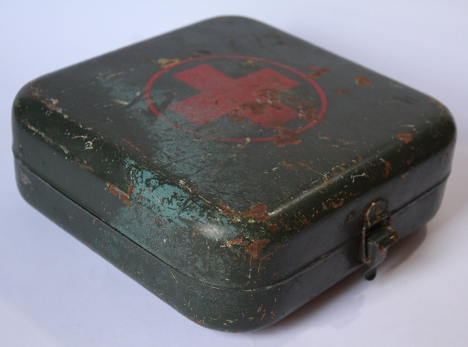 Soviet Metal Military Medical Box. First Aid Kit Medical Kit | Etsy