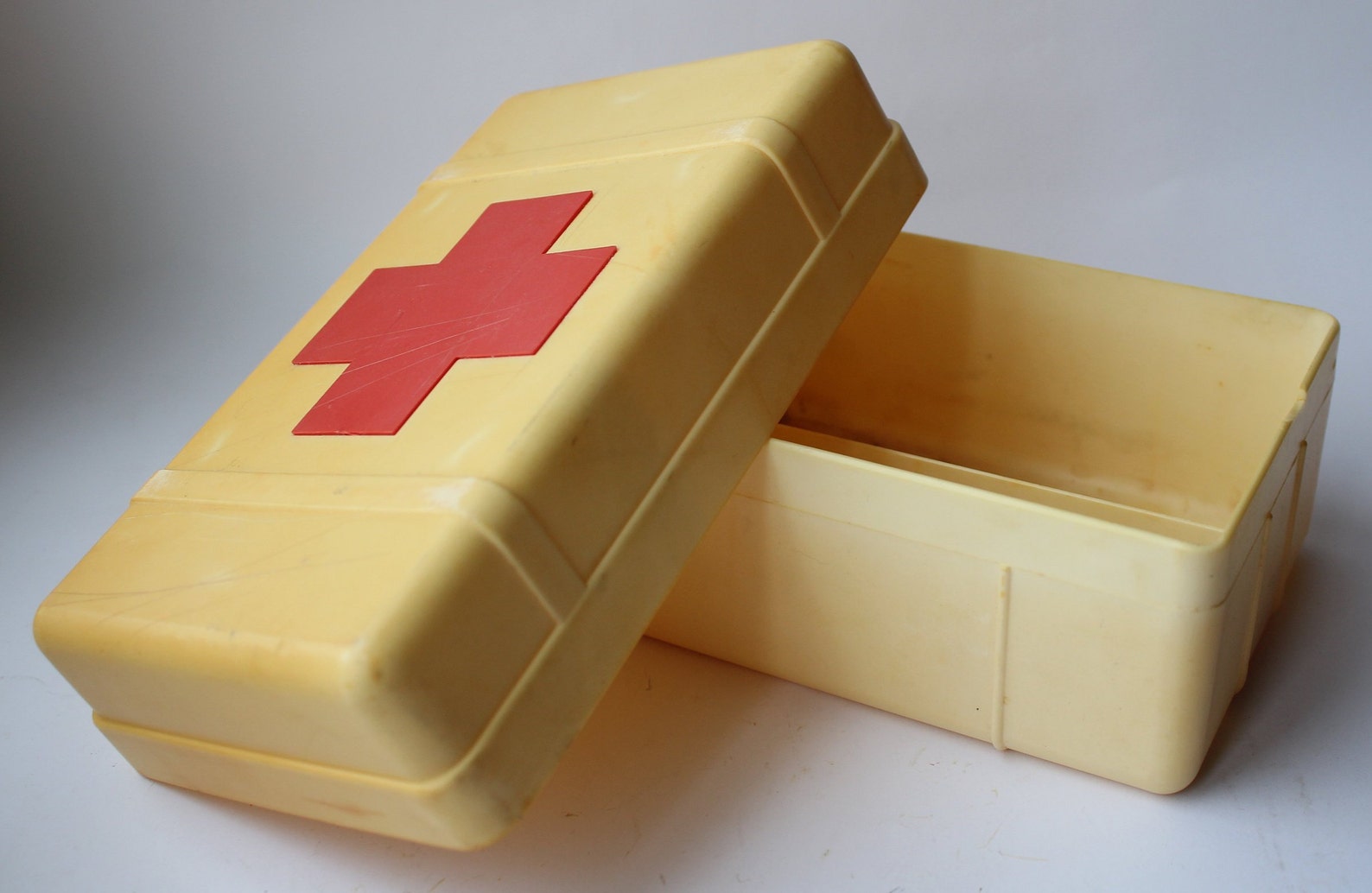 Soviet Medical Bag. First Aid Kit Medical Kit Medicine - Etsy