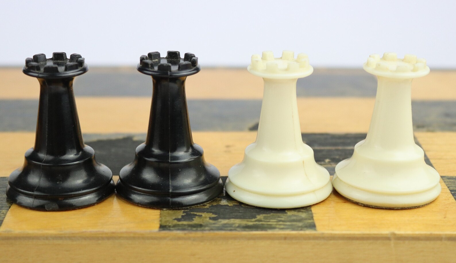 Soviet Chess. Soviet Chess Set. Chess USSR. Souvenir Chess | Etsy