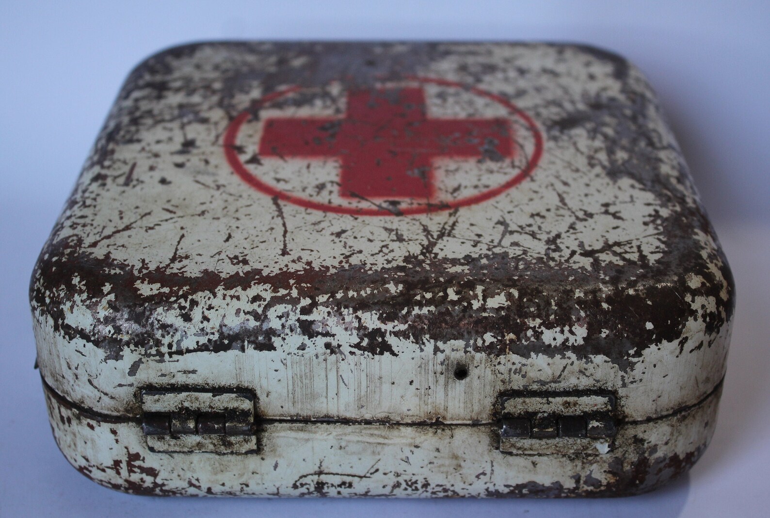 Soviet Metal Military Medical Box. First Aid Kit Medical Kit - Etsy