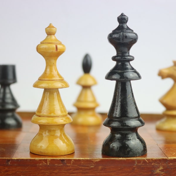 Antique Chess Set - Etsy