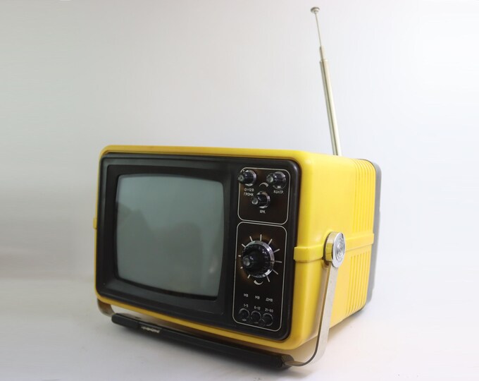 Vintage Yellow Portable TV Silelis 402D. Shiljalis Television USSR ...