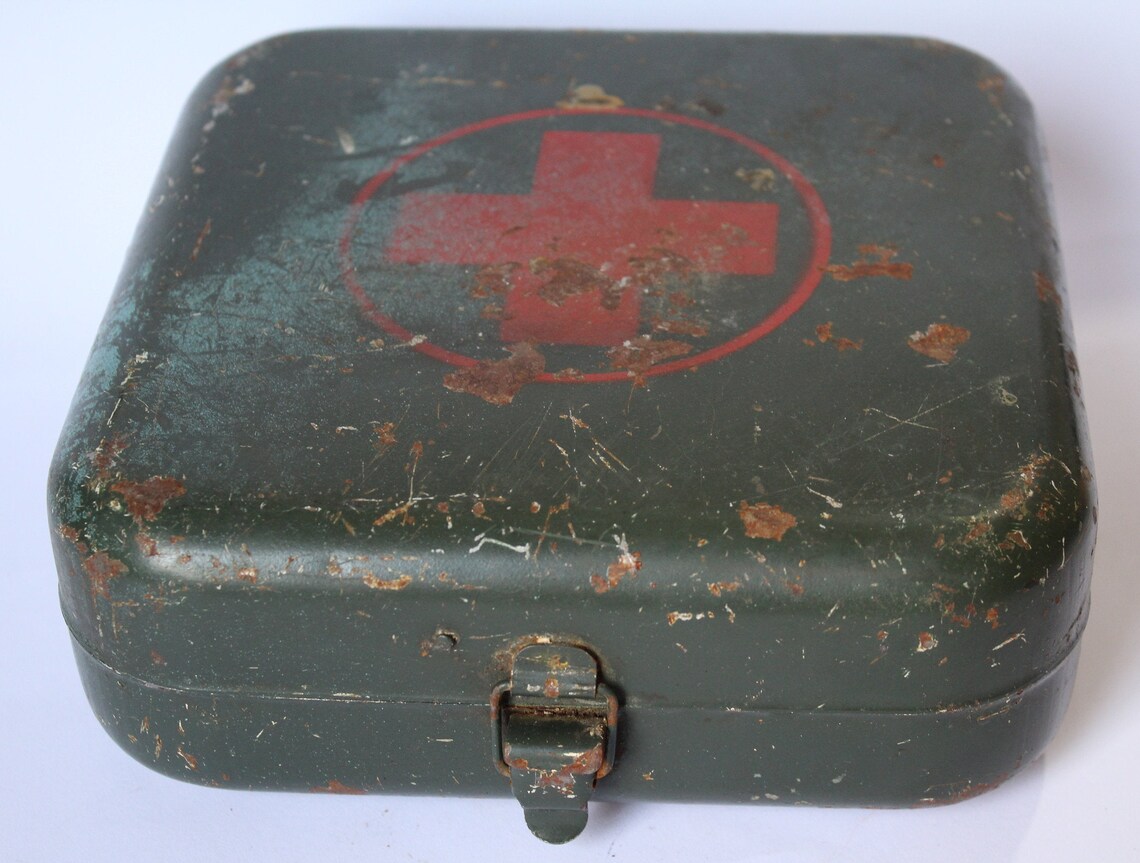 Soviet Metal Military Medical Box. First Aid Kit Medical Kit | Etsy