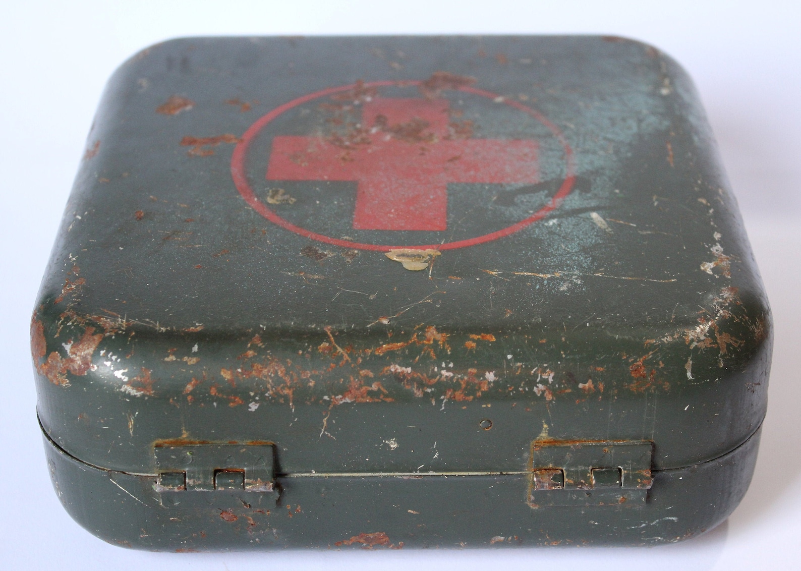 Soviet Metal Military Medical Box. First Aid Kit Medical Kit - Etsy UK
