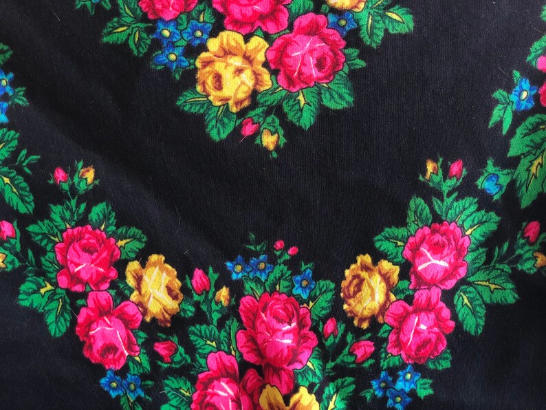 Soviet Wool Scarf. Ukrainian Shawl. Wool. Flower Scarf. Black | Etsy