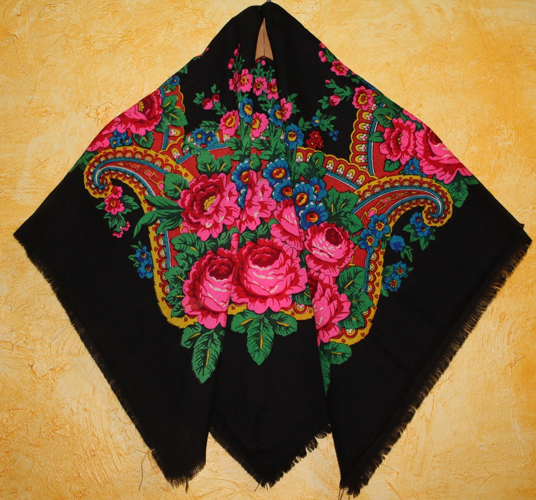 Soviet Wool Scarf. Ukrainian Shawl. Wool. Flower Scarf. Black Roses ...