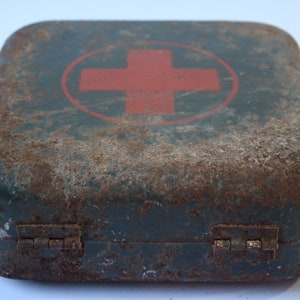 Soviet Metal Military Medical Box. First Aid Kit, Medical Kit, Medicine ...