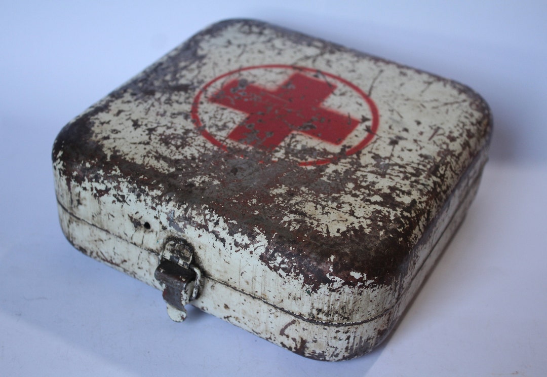 Soviet Metal Military Medical Box. First Aid Kit, Medical Kit, Medicine ...