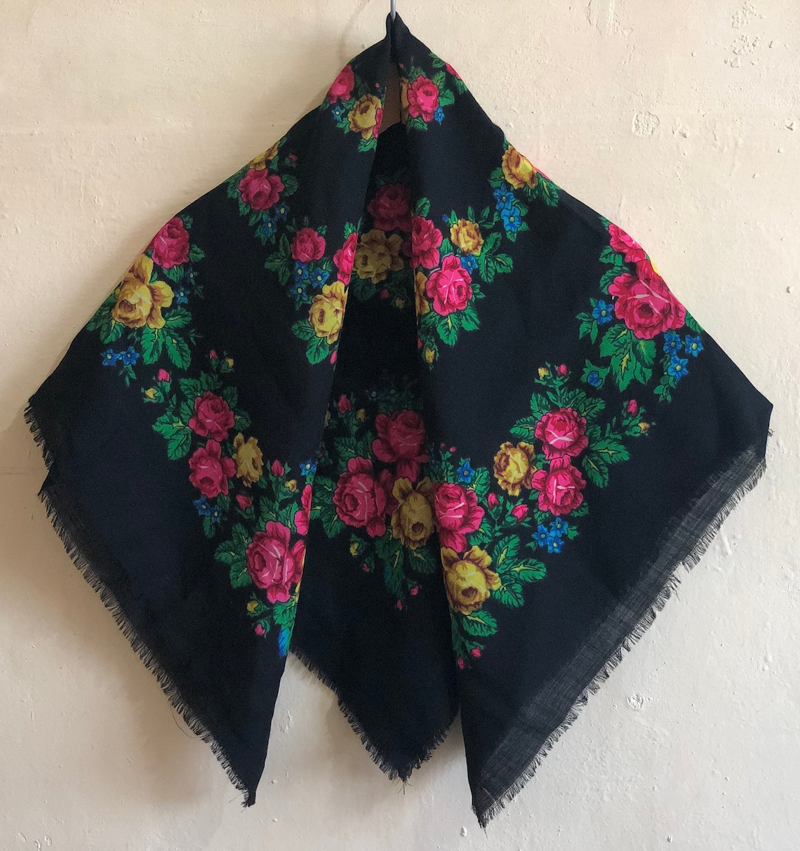 Soviet Wool Scarf. Ukrainian Shawl. Wool. Flower Scarf. Black | Etsy
