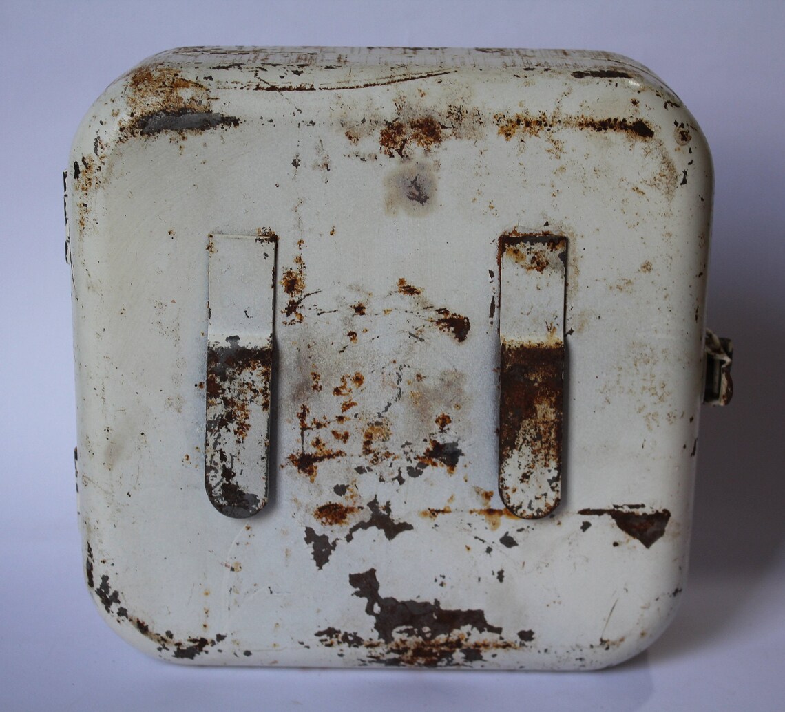 Soviet Metal Military Medical Box. First Aid Kit Medical Kit | Etsy