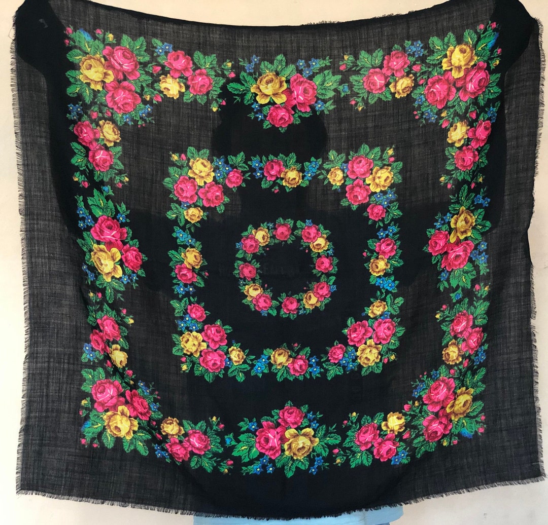 Soviet Wool Scarf. Ukrainian Shawl. Wool. Flower Scarf. Black Roses ...