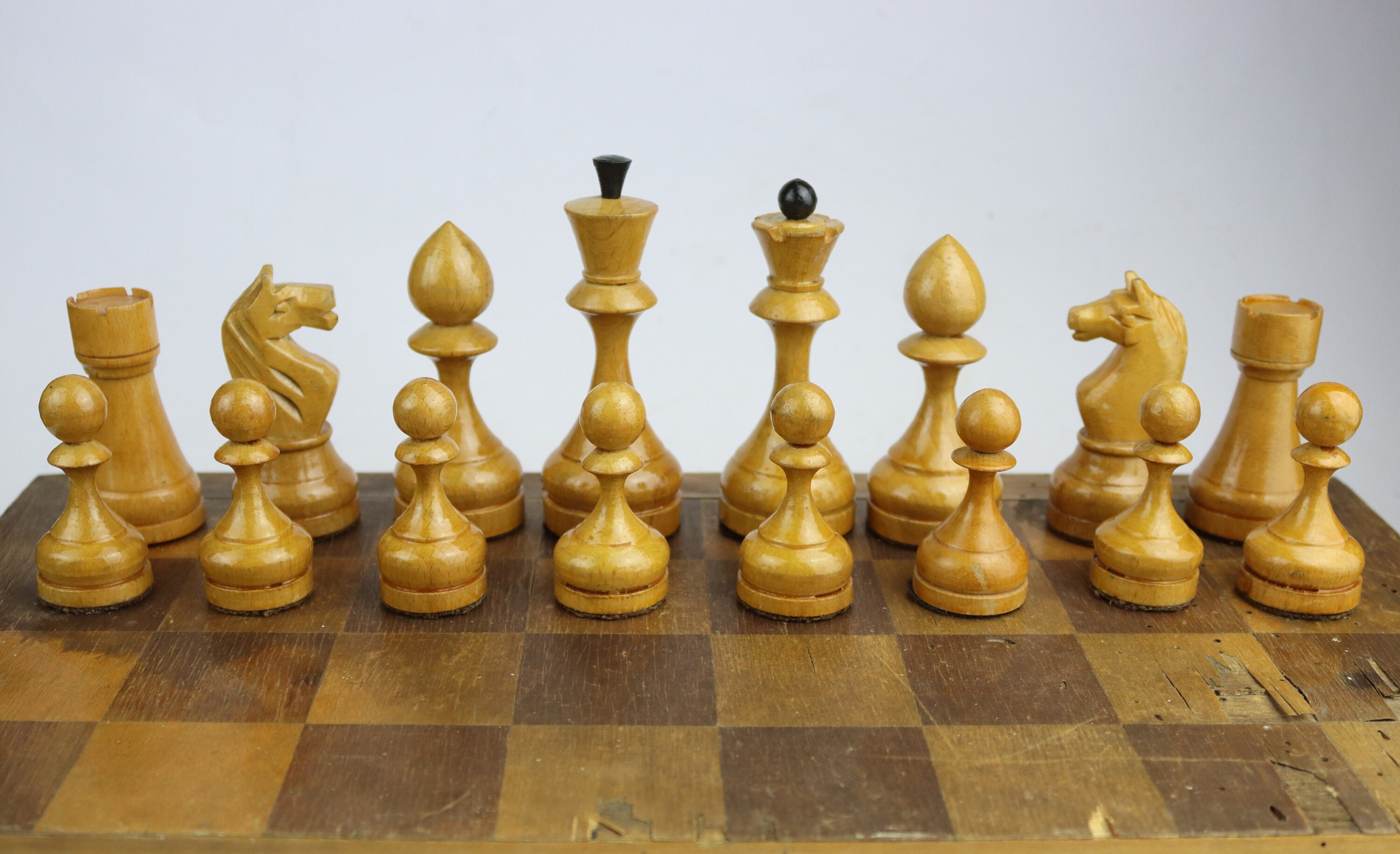 Soviet chess set Chess USSR Vintage chess Wooden chess set | Etsy