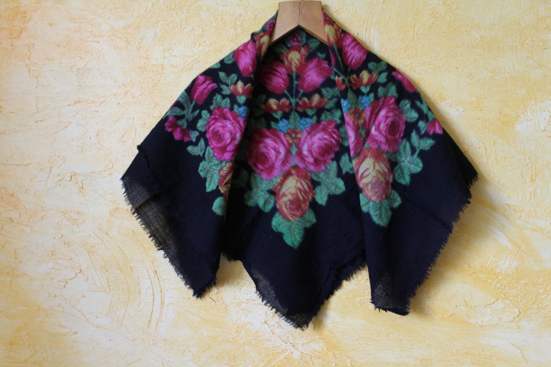 Soviet Wool Scarf. Ukrainian Shawl. Wool. Flower Scarf. Black Roses ...