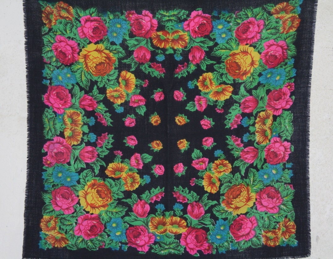 Soviet Wool Scarf. Ukrainian Shawl. Wool. Flower Scarf. Black Roses ...