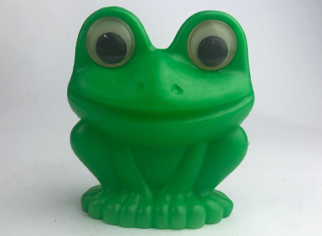 Soviet Plastic Toad. Frog. Soviet Toy. Vintage Toy. Soviet Animals. Toy ...