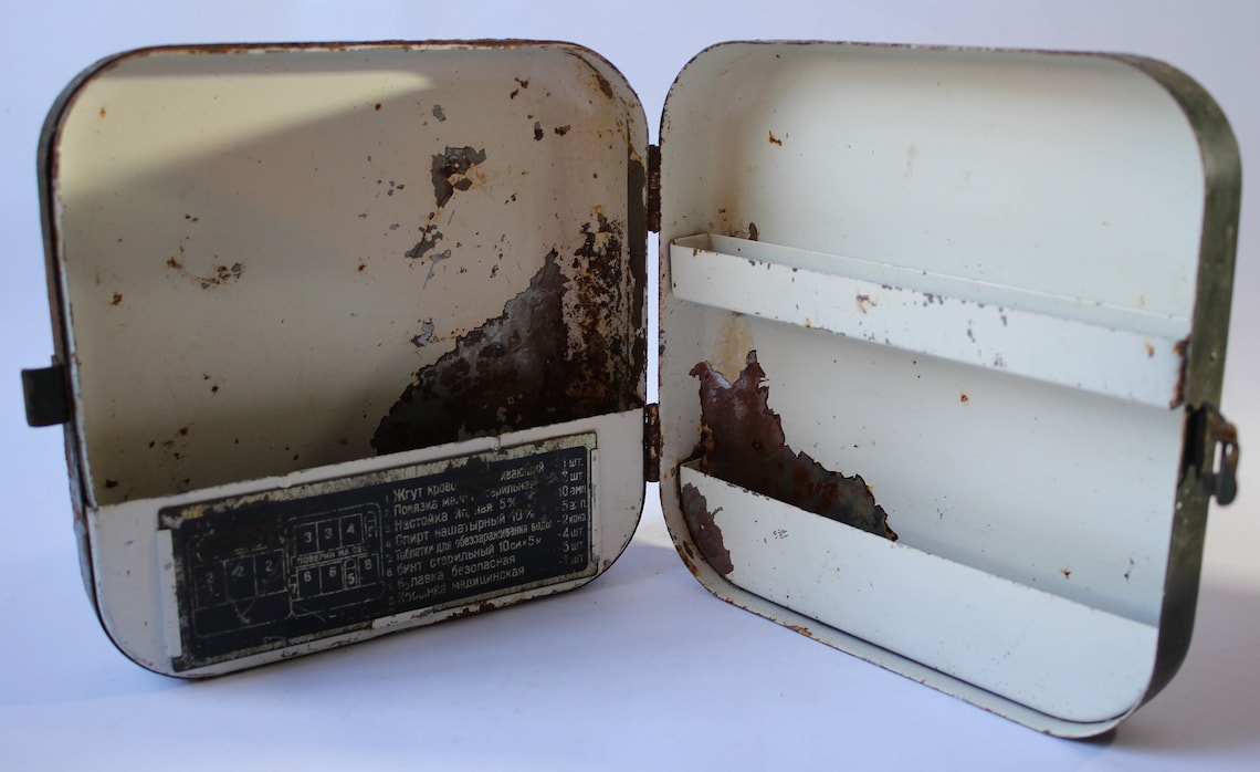 Soviet Metal Military Medical Box. First Aid Kit Medical Kit - Etsy
