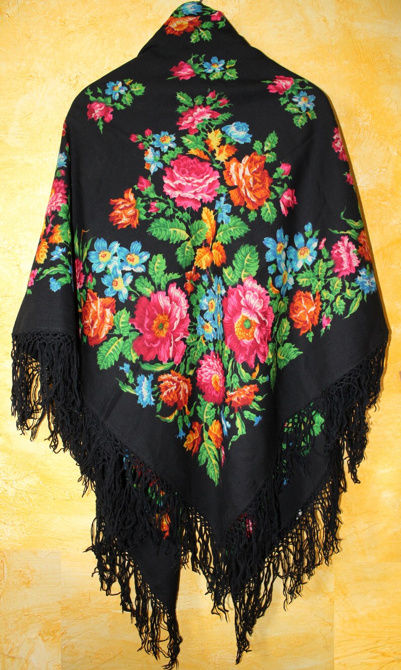 Very Big Soviet Scarf. Ukrainian Shawl. Wool. Flower Scarf. - Etsy