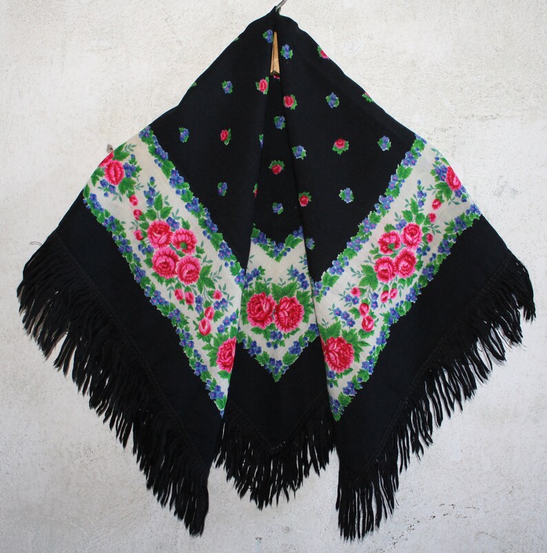 Soviet Wool Scarf. Ukrainian Shawl. Wool. Flower Scarf. Black | Etsy