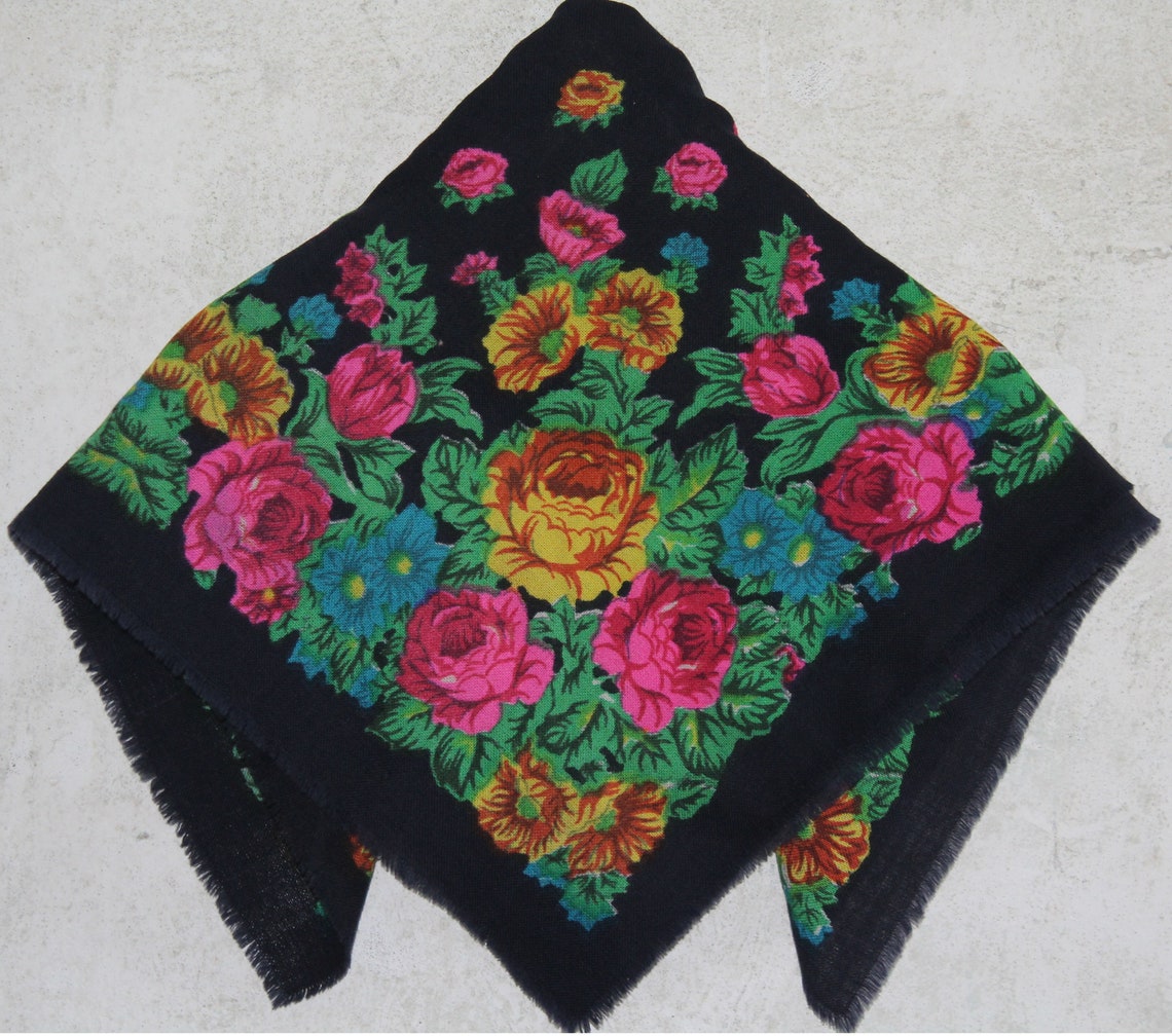 Soviet Wool Scarf. Ukrainian Shawl. Wool. Flower Scarf. Black - Etsy