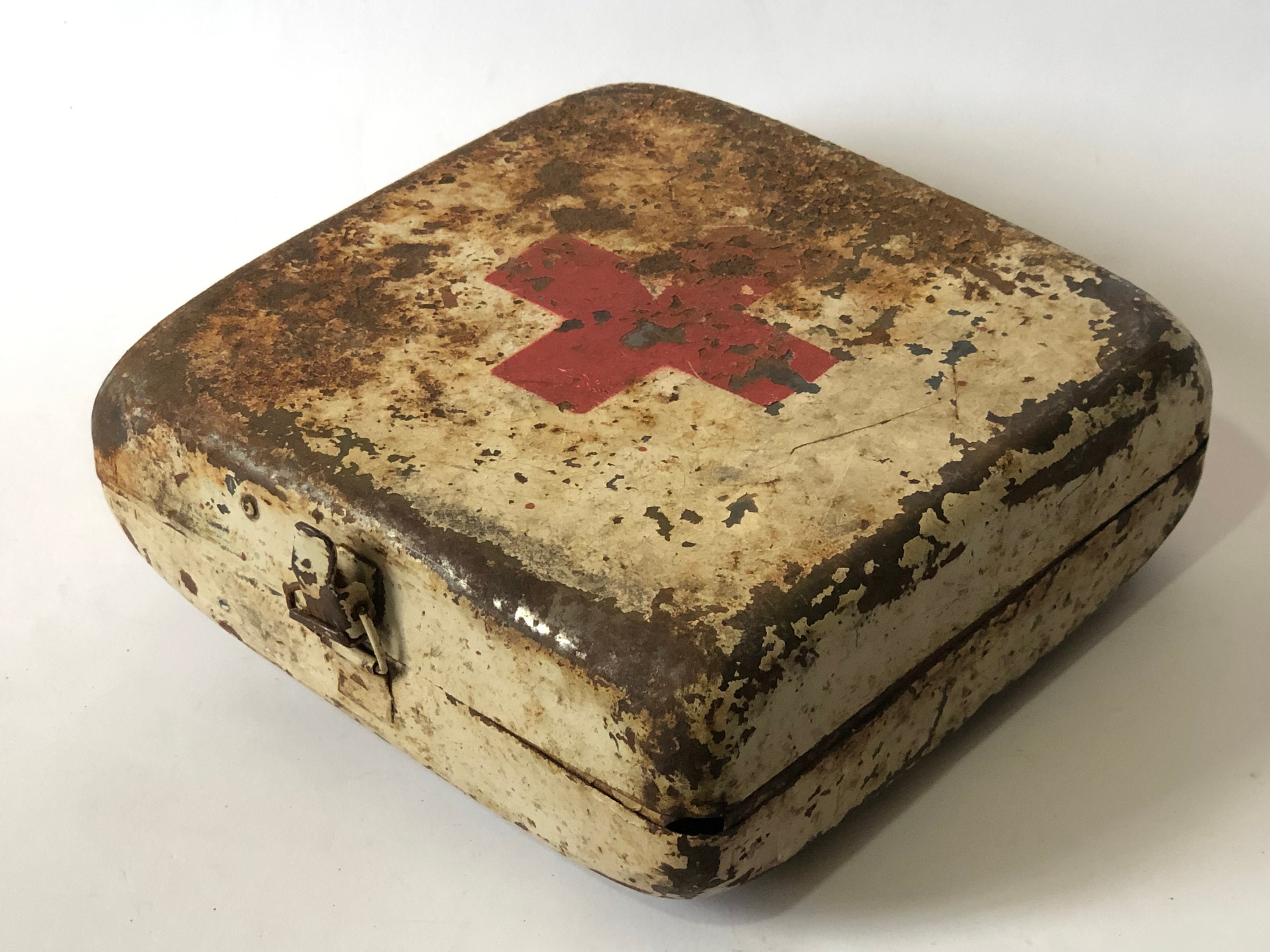 Soviet Metal Military Medical Box. First Aid Kit Medical Kit - Etsy
