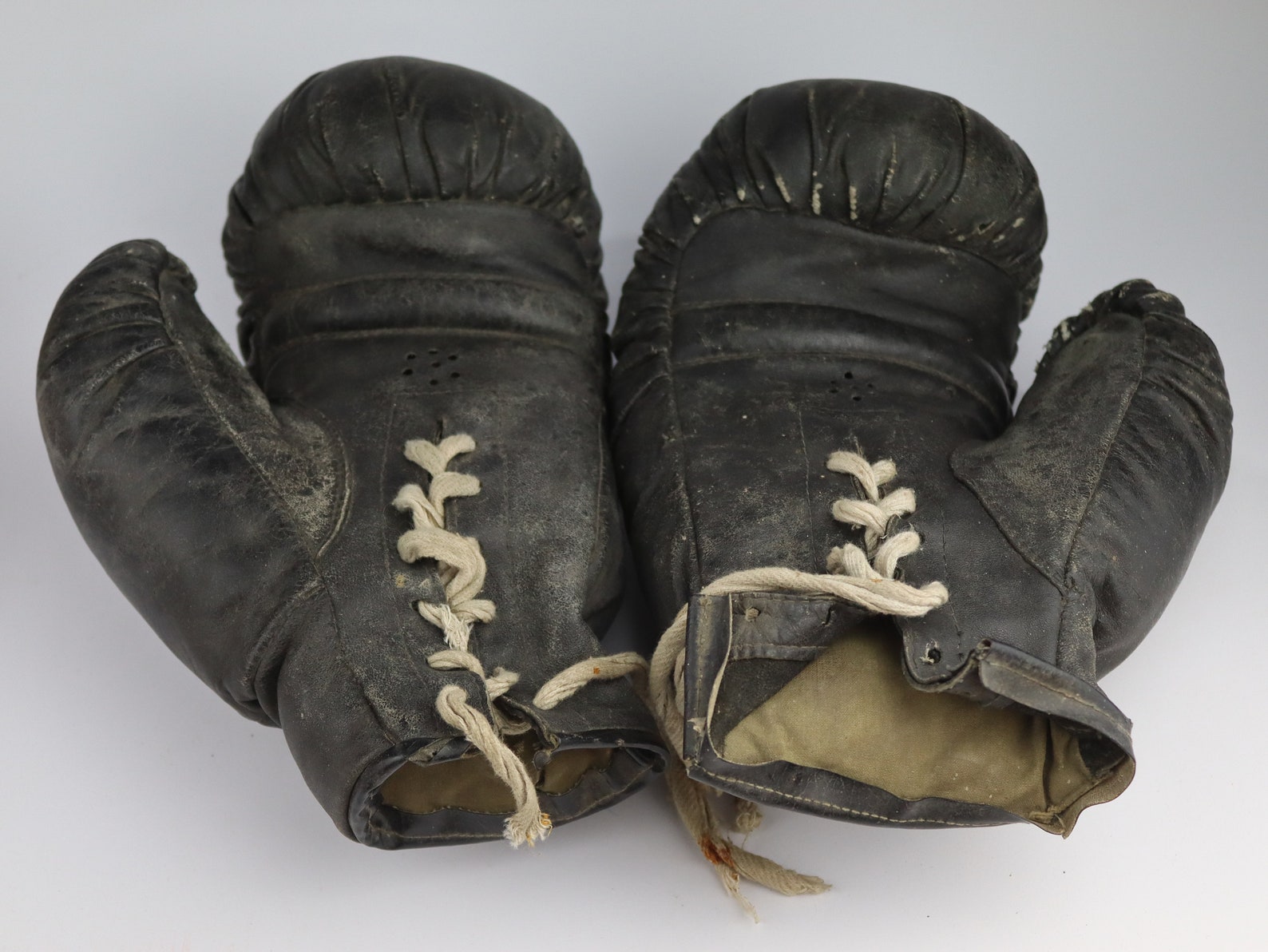 Soviet Boxing Gloves. Vintage Boxing Gloves. Leather Gloves. - Etsy