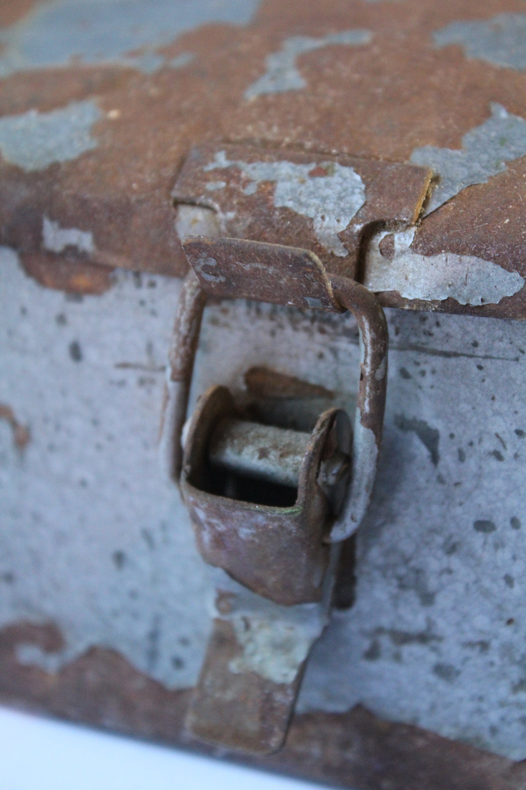 Vintage Metal Tool Box. Tool Holder. Tool Keeper. Tool Box. - Etsy