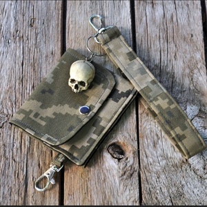 Skull Keychains, Gothic Style Key Fobs, Camouflage Fabric Keychain ...