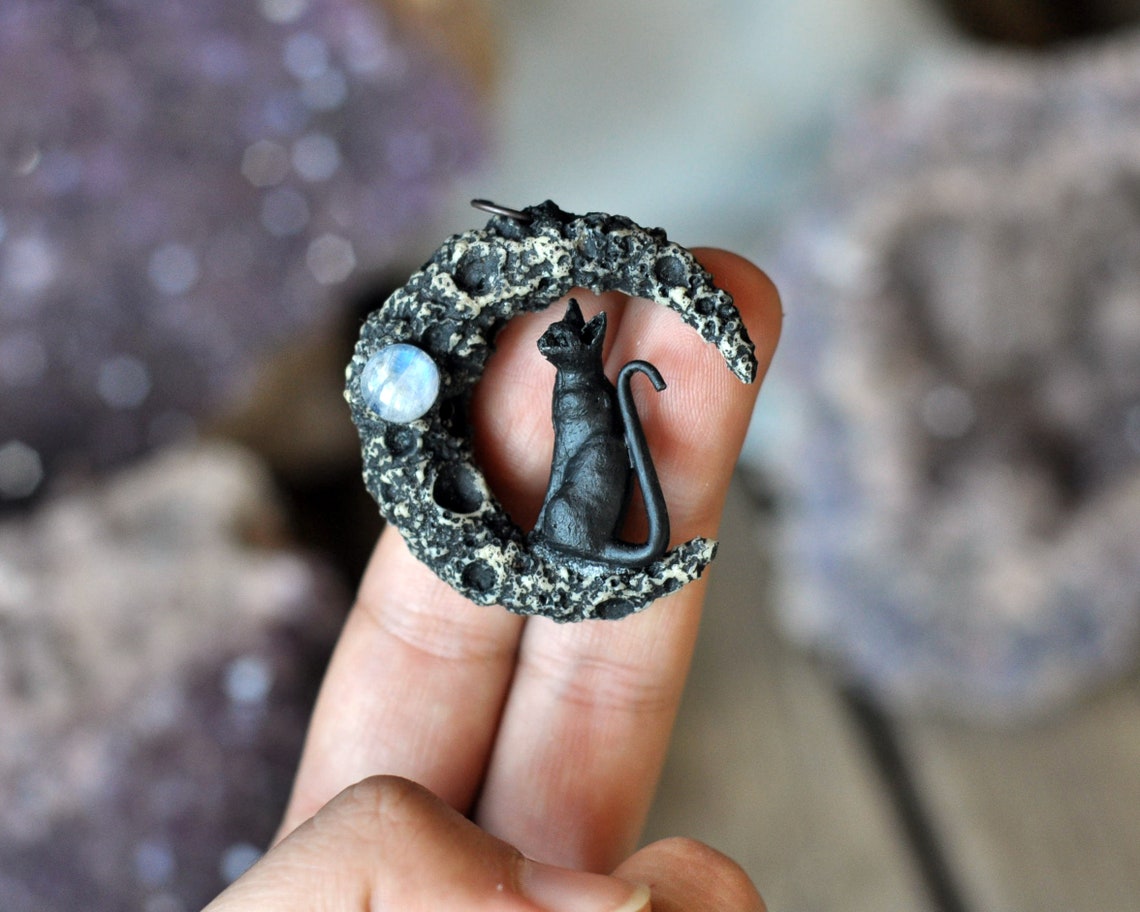 Crater Moon Cat Pendant, Small Size Crater Crescent Moon Necklace ...
