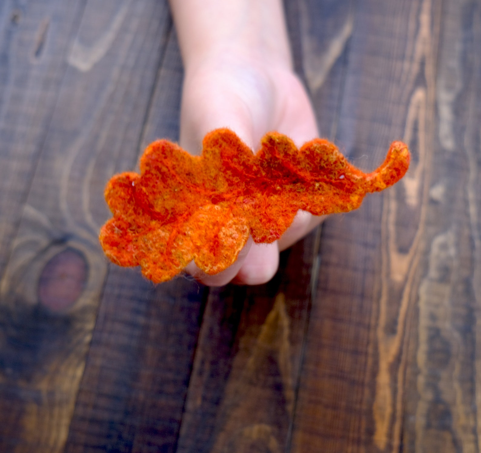 Maple Leaf Brooch, Oak Leaves Felted Pin, Wool Felt Autumn Jewelry ...