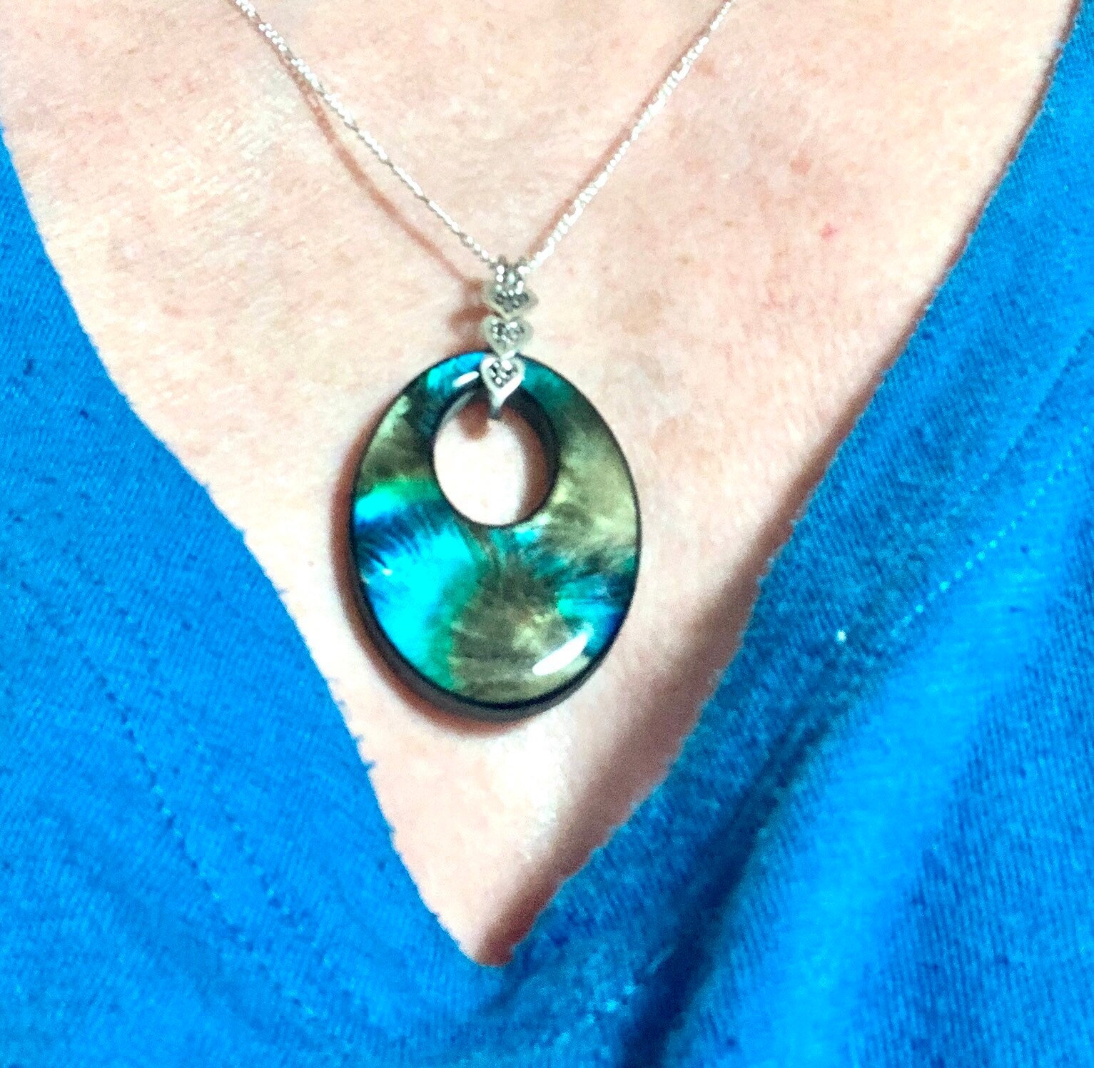 Jewelry & Beauty Pendants 48mm Oval Donut Pendant etna.com.pe