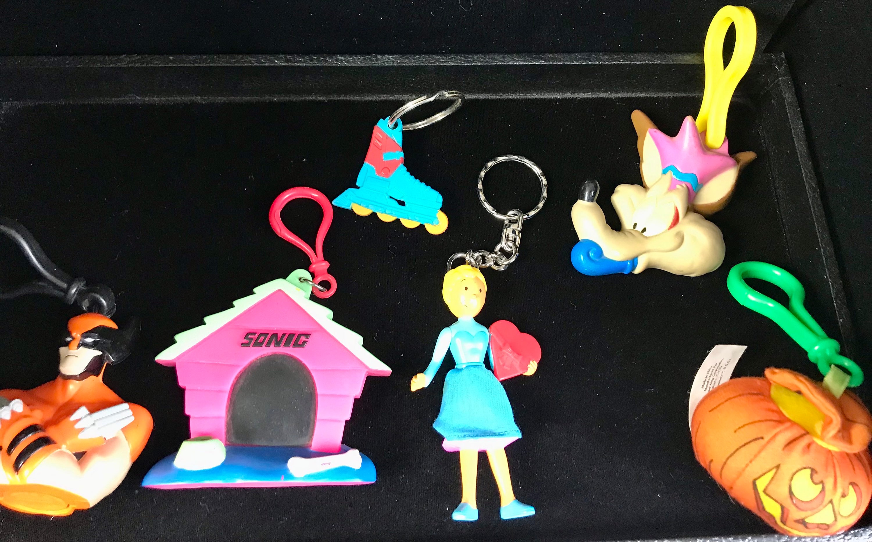 Assorted Vintage Key Rings and Clip Ons - Etsy