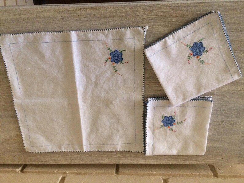 Vintage Handmade Hankies Crochet Hankies Blue floral and | Etsy