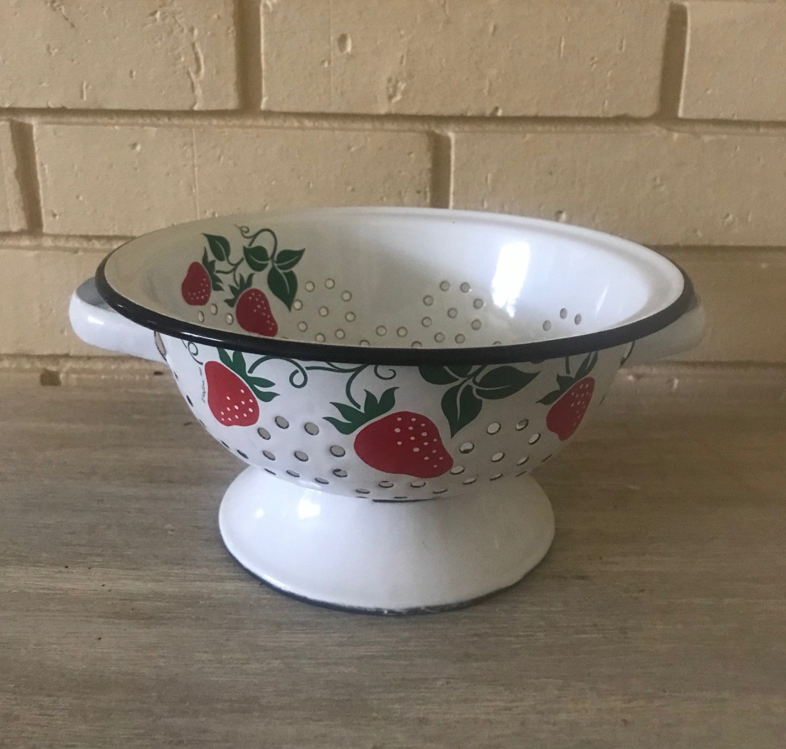 Vintage Enamel Colander / Strainer, Made for Teleflora in China 1983 ...