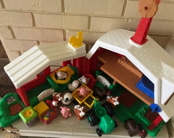 Little People Barn - Etsy