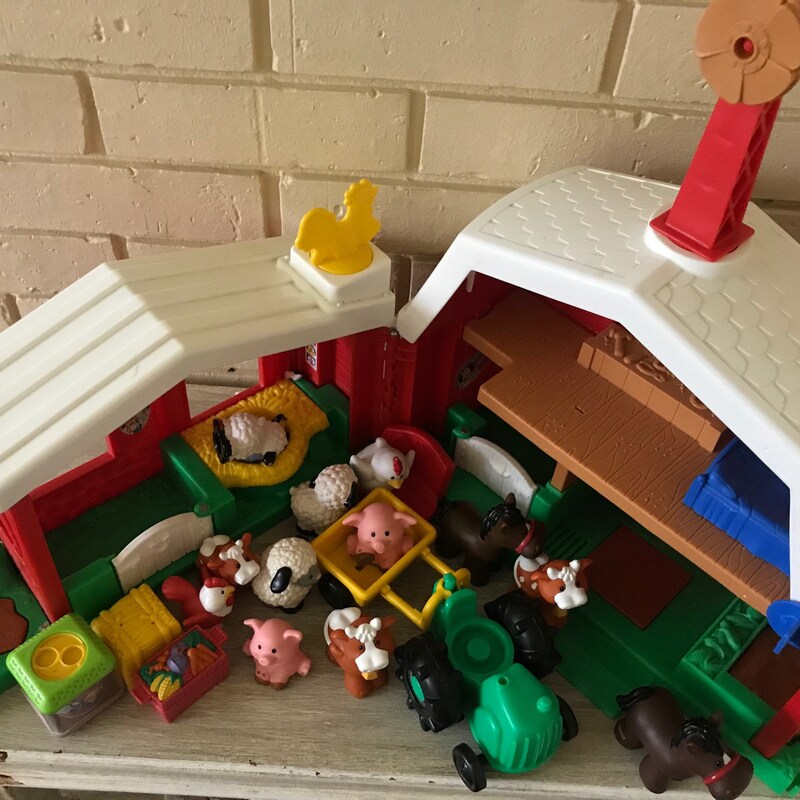 Little People Barn - Etsy