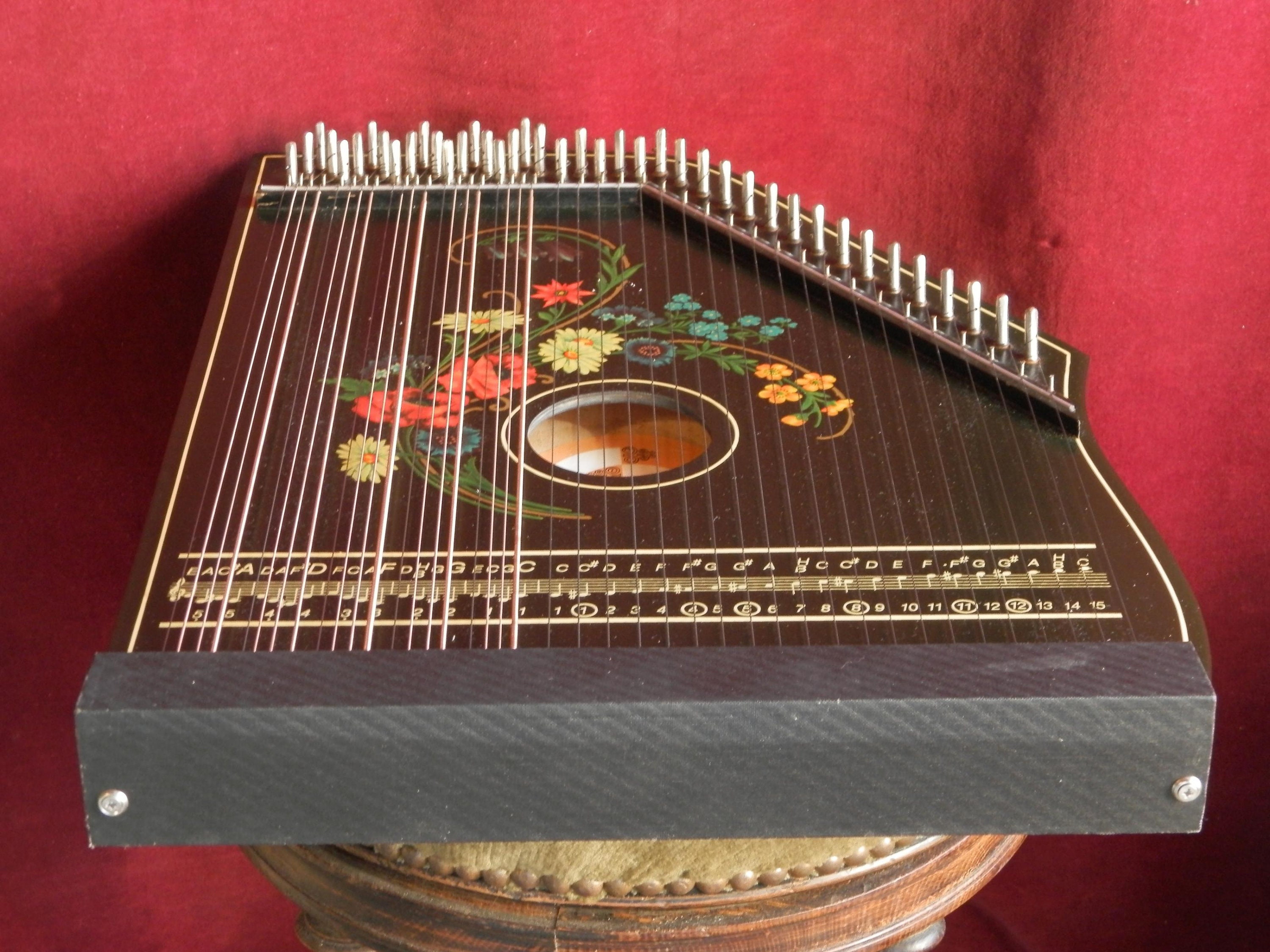 5 Chord Guitar Zither
