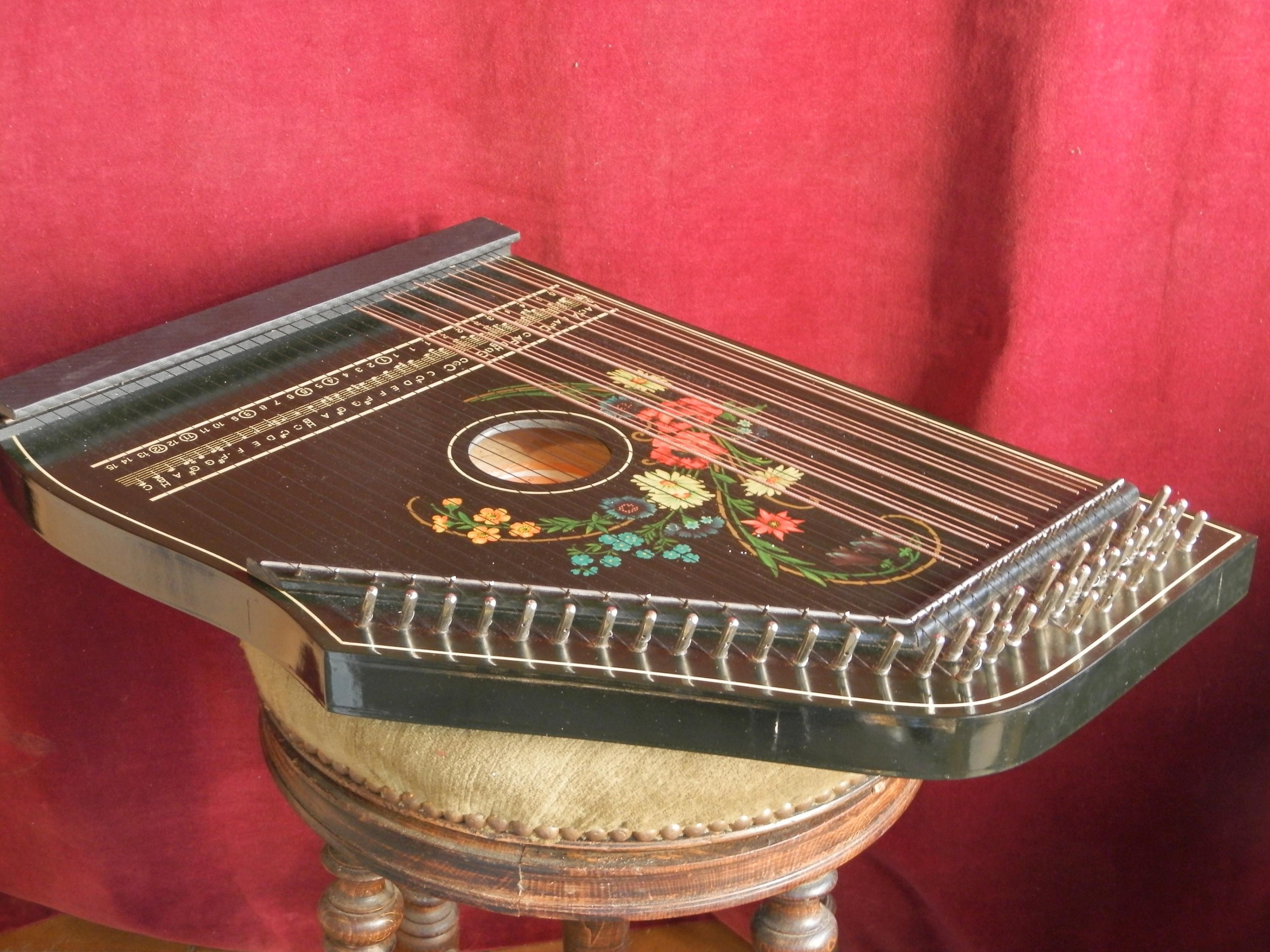 5 Chord Guitar Zither