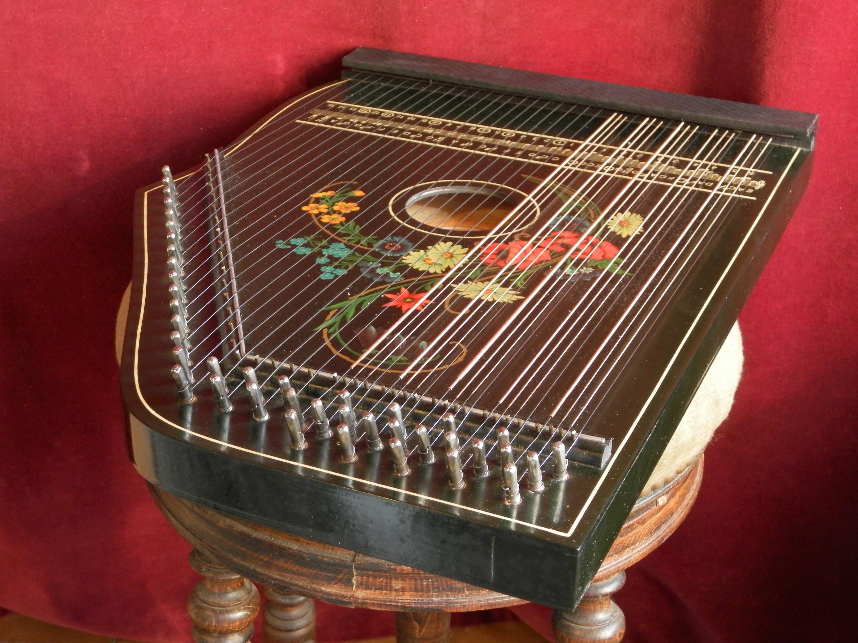 5 Chord Guitar Zither
