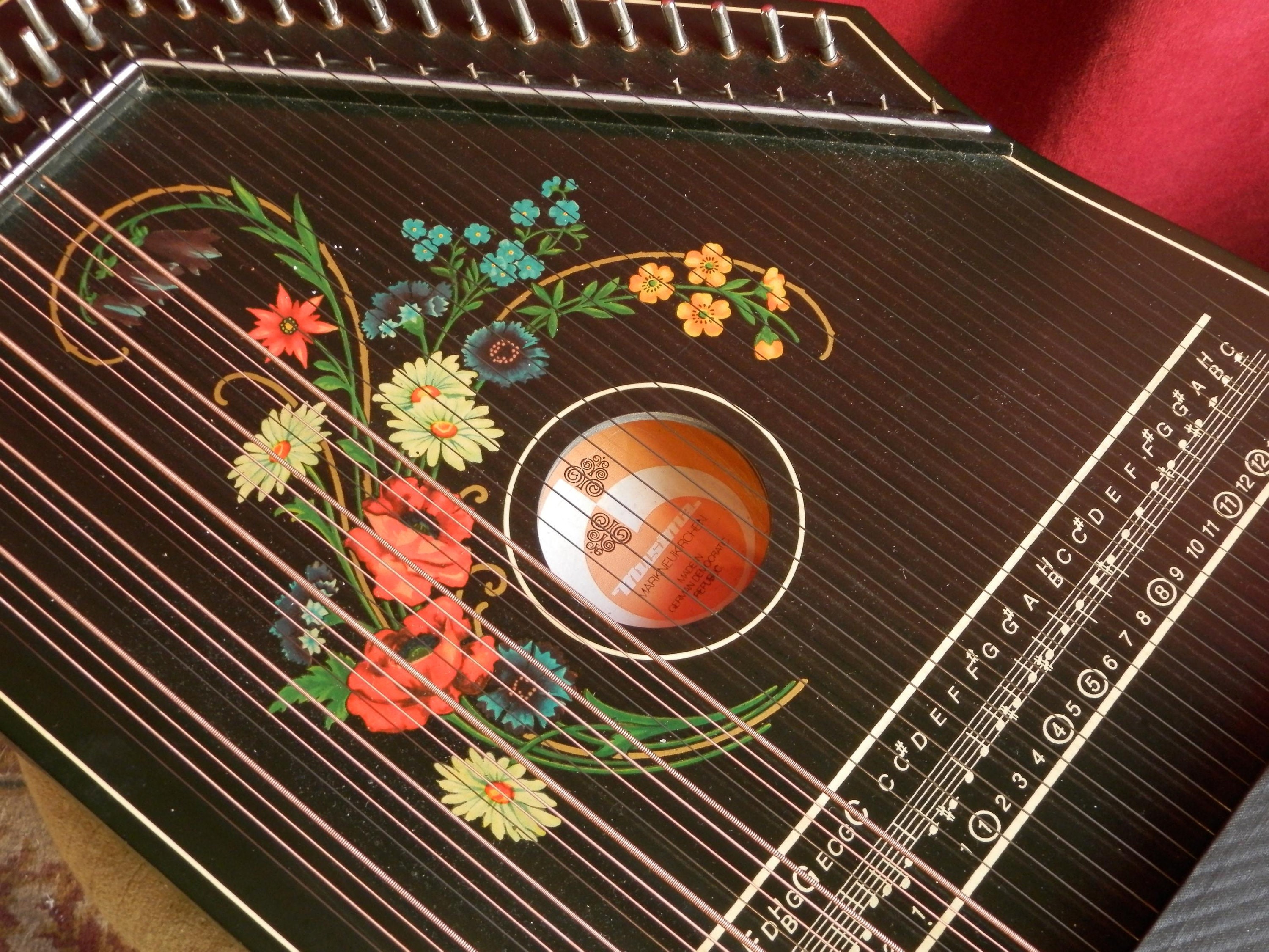 5 Chord Guitar Zither