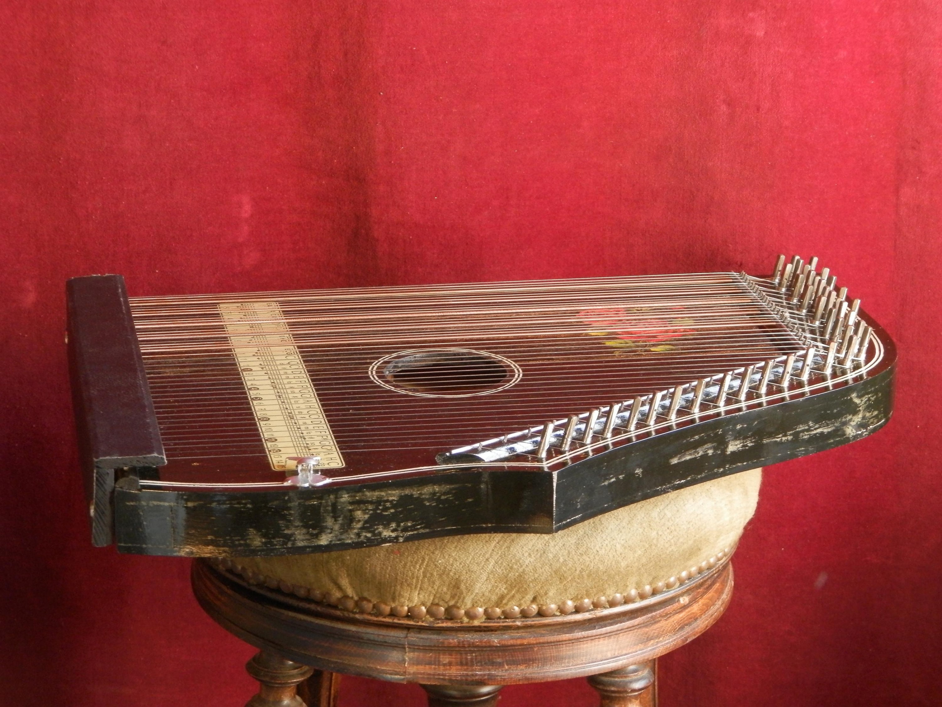5 Chord Guitar Zither
