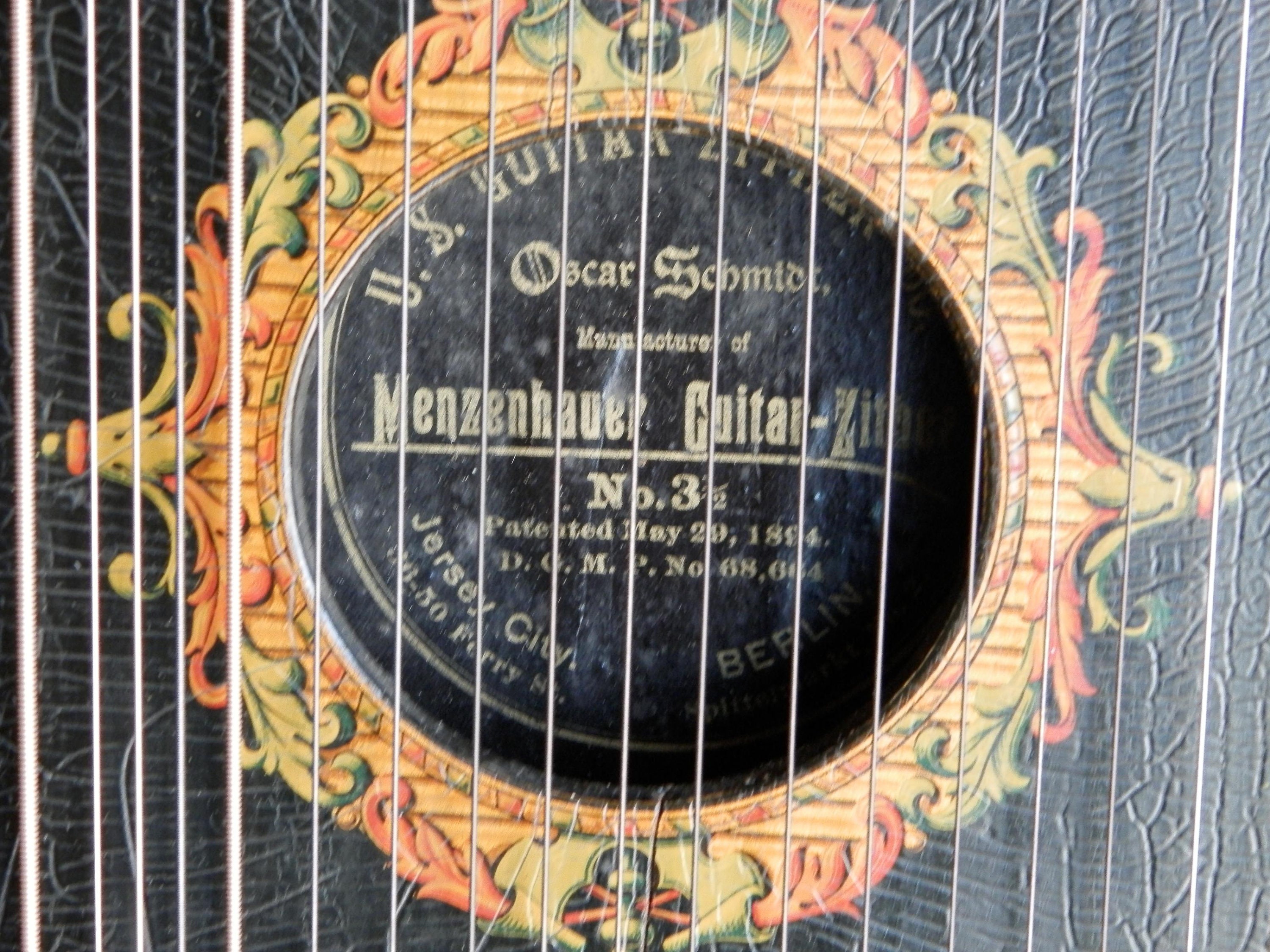 Oscar Schmidt 6 Chord Guitar Zither